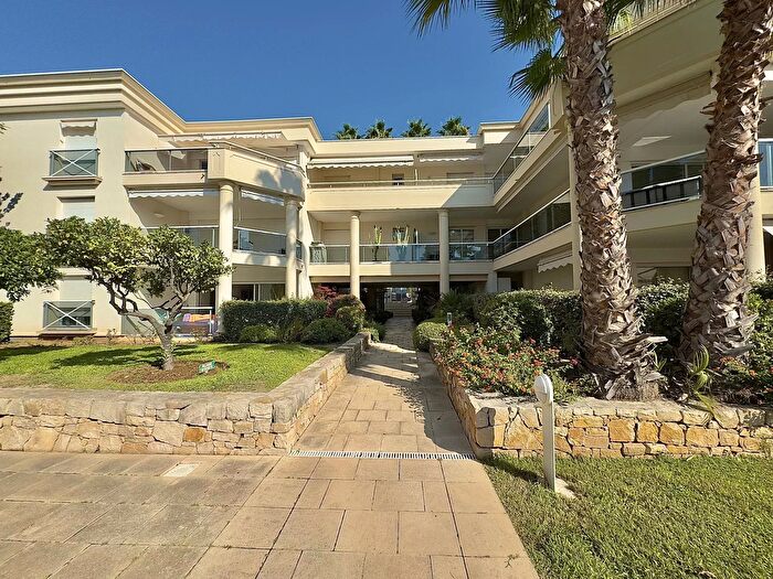 Appartement à vendre - Antibes, Juan-les-Pins, Le Cap - 3 pièces - 2 chambres