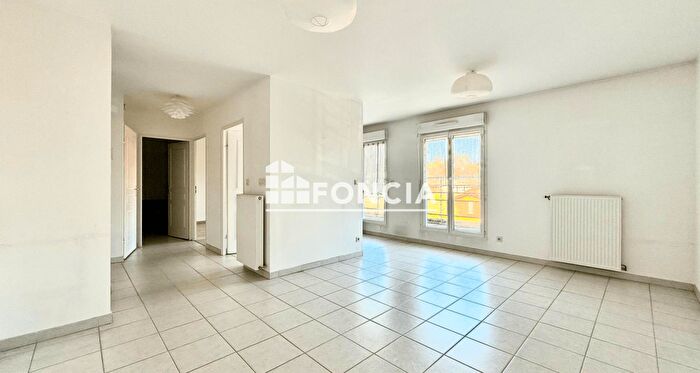Appartement à vendre - Bourgoin-Jallieu, LOiselet, La Maladière, La Grive - 2 pièces - 1 chambre