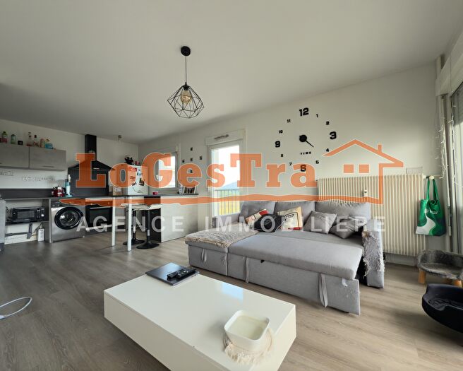 Appartement à vendre - Vittel - 3 pièces - 2 chambres