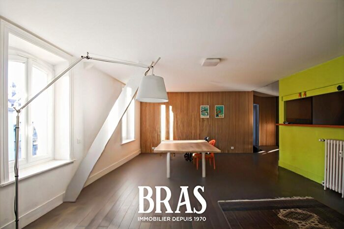 Appartement à vendre - Vannes, Centre-ville, Le Port - 2 pièces - 1 chambre