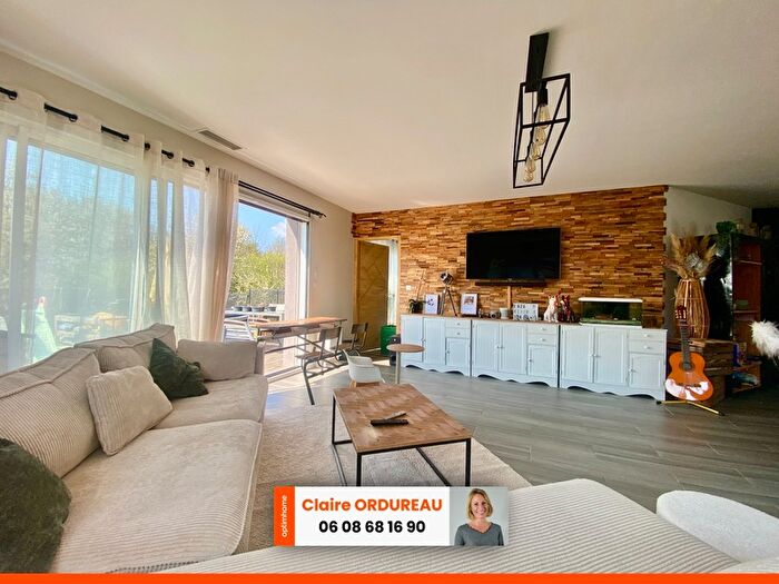 Maison à vendre - Sadirac - 6 pièces - 5 chambres