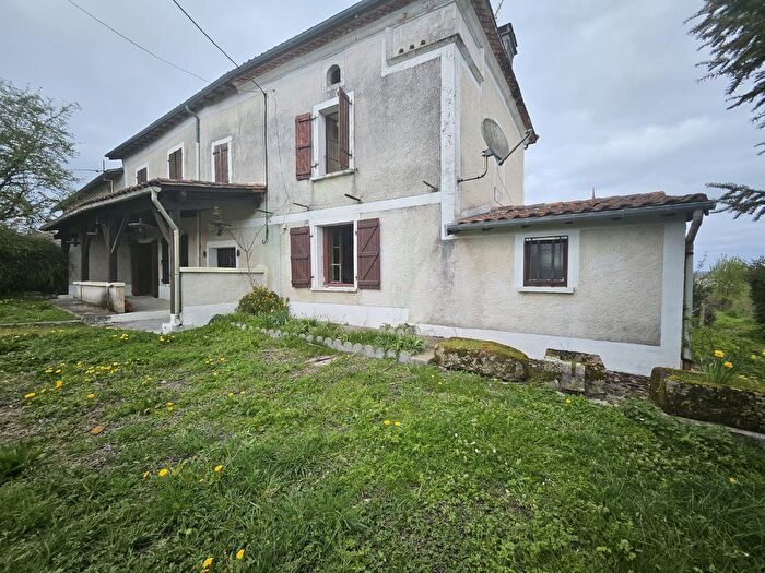 Maison 7 pièces à vendre à Lusignac