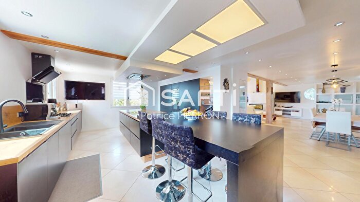 Maison à vendre - Le Crès - 10 pièces - 6 chambres