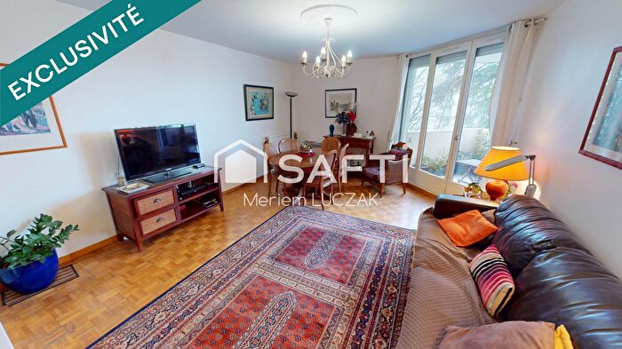 Appartement à vendre - Poissy, Centre-ville - 4 pièces - 3 chambres