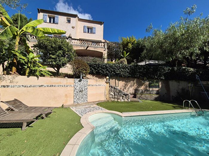 Maison à vendre - Vence, Saint-Martin, Lubiane, Le Suve - 7 pièces - 5 chambres