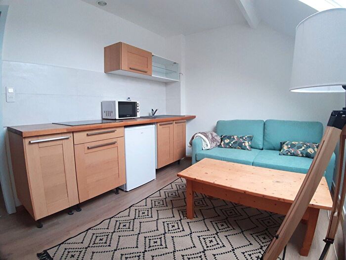 Appartement à louer - Saint-Dié-des-Vosges - 1 pièce