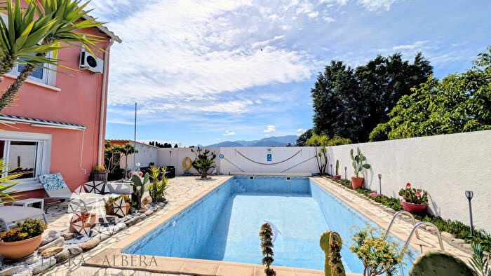 Maison 6 pièces à vendre à Ortaffa