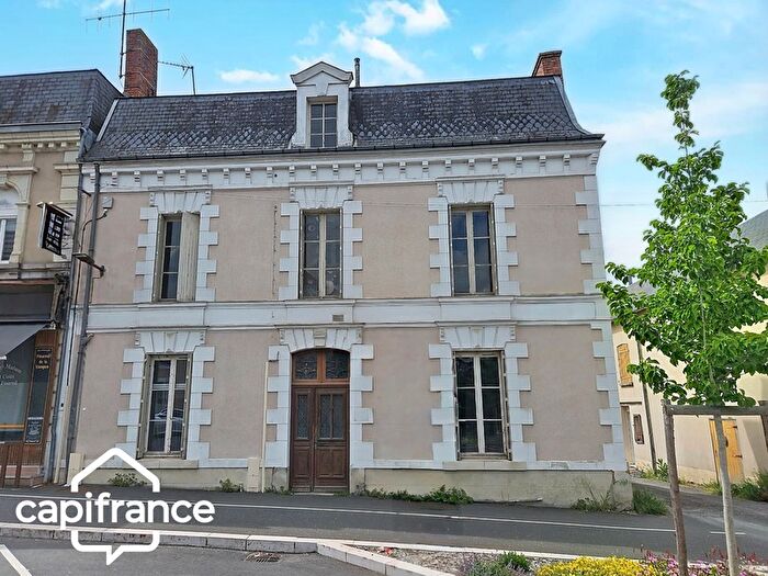 Thouars : Maison 10 pièces à vendre