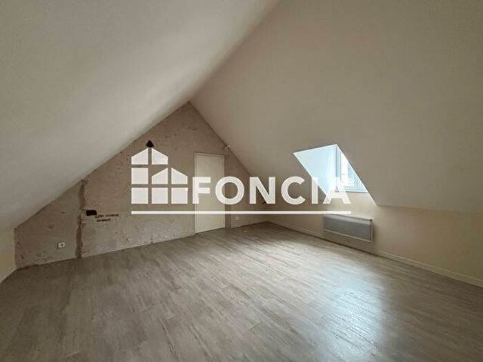 Appartement à louer - Pocé-sur-Cisse - 3 pièces - 2 chambres