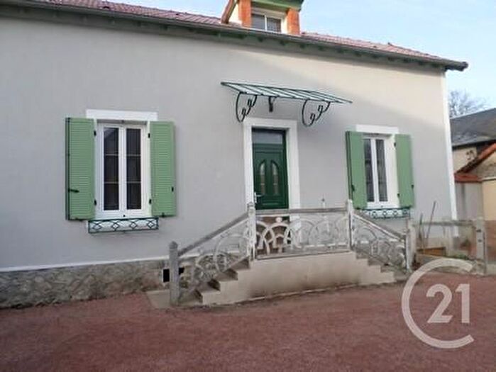 Maison 3 pièces à Montaigu-le-Blin, à louer