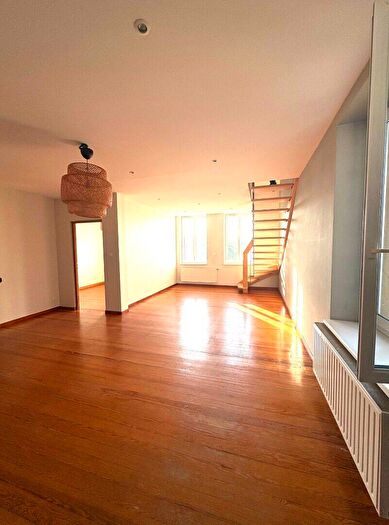 Haut-Rhele Venizelos Saint Victor, Montigny-lès-Metz : Appartement 5 pièces à louer