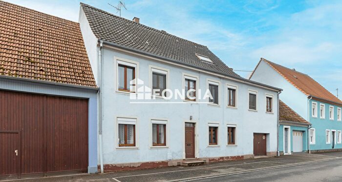 Maison 8 pièces à vendre à Bischwiller, Centre-ville, Gare