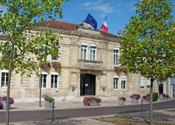 Appartement à louer - Le Bouscat - 4 pièces - 2 chambres