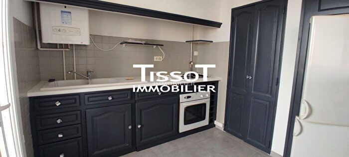 Appartement à louer - Capouchiné, Nîmes - 3 pièces - 2 chambres