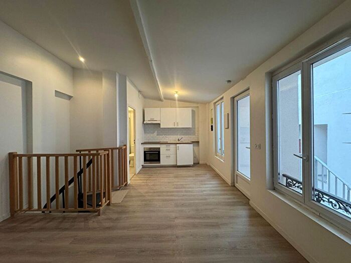 Maison à louer - Centre Ville-Jean Moulin-Beaumont, Montreuil - 3 pièces - 1 chambre