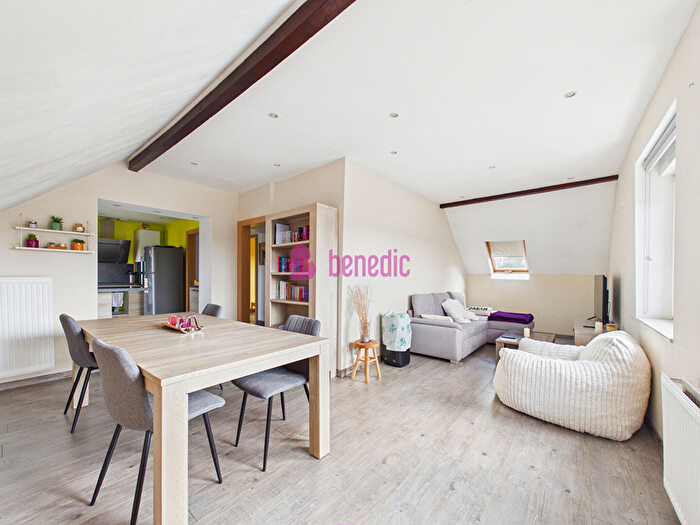 Appartement à vendre - Saint-Avold, Crusem - 5 pièces - 3 chambres