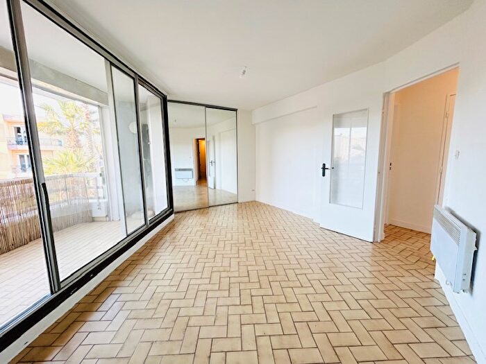Appartement à louer - Palavas-les-Flots - 3 pièces - 2 chambres