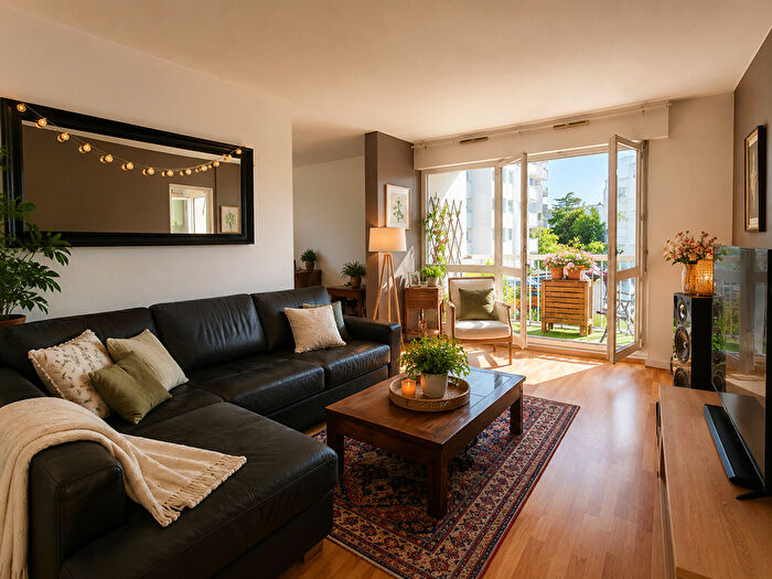 Chatou, Nord : Appartement 4 pièces à vendre