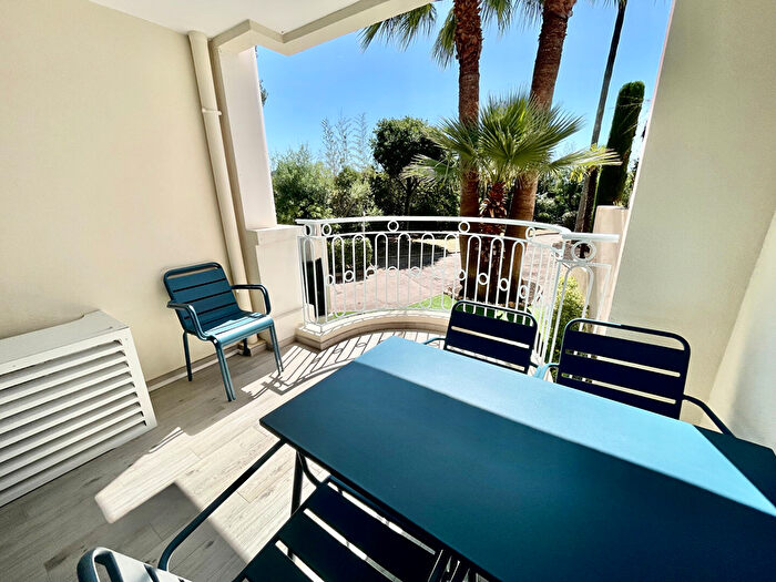Appartement 2 pièces à vendre à Cannes, Croix des Gardes