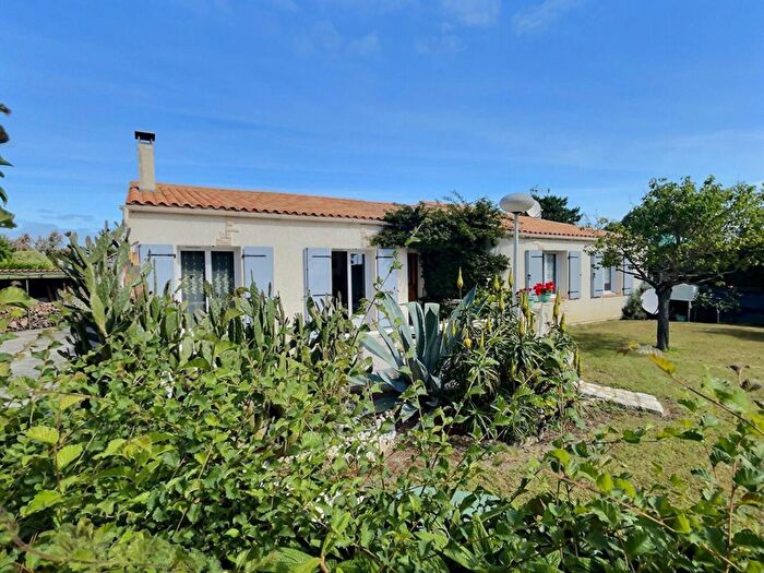 Maison à vendre - Saint-Denis-dOléron - 6 pièces - 3 chambres