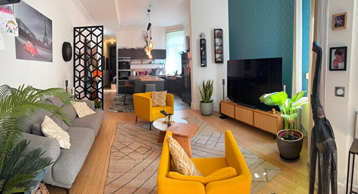 Appartement à vendre - Lille, Saint-Maurice, Pellevoisin - 4 pièces - 2 chambres