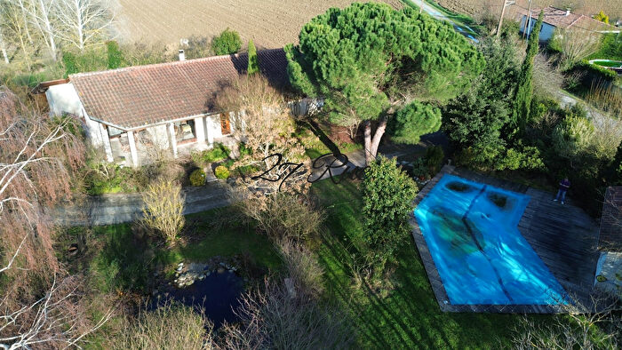 Maison à vendre - Auterive - 5 pièces - 3 chambres