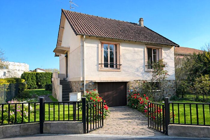 Maison 4 pièces à vendre à Épinay-sur-Seine, Les Econdeaux