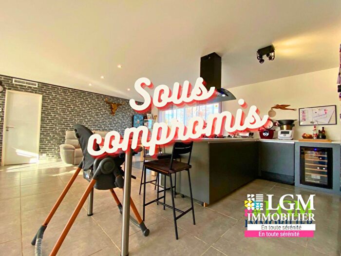 Maison à vendre - La Ville-Dieu-du-Temple - 5 pièces - 4 chambres