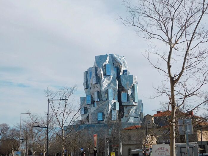 Appartement à vendre - Arles, Centre-ville - 6 pièces - 1 chambre