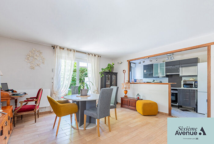 Chilly-Mazarin, Pavillons Sud : Appartement 3 pièces à vendre