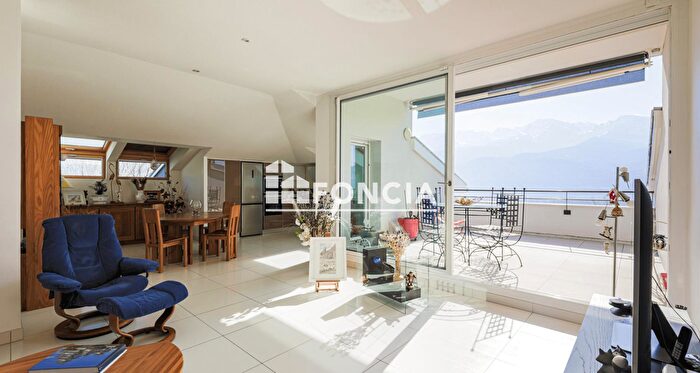 Appartement à vendre - Saint-Ismier - 4 pièces - 3 chambres