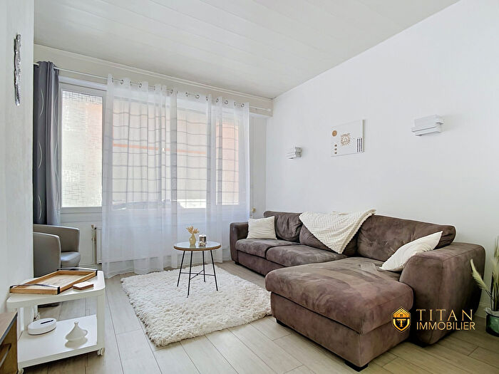 Coudekerque-Branche, Centre-ville : Maison 3 pièces à vendre