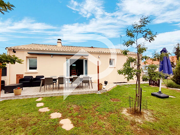 Maisons à vendre et appartements à louer - 1