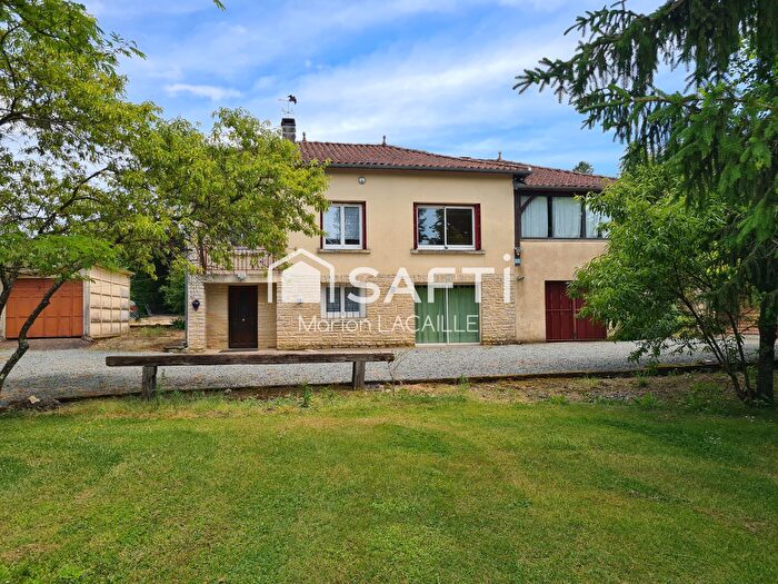 Maison à vendre - Saint-Front-dAlemps - 7 pièces - 2 chambres