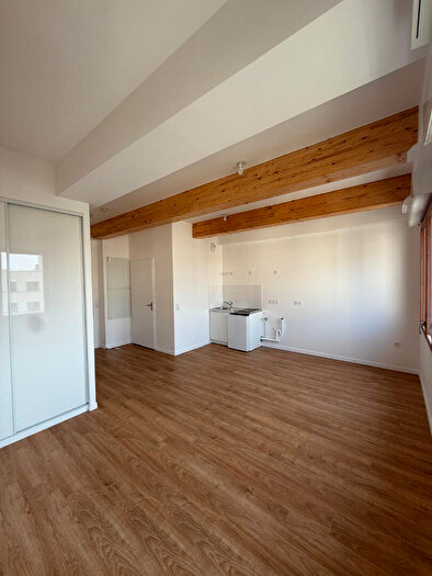 Saint-Ouen, Vieux Saint-Ouen : Appartement 1 pièce à vendre