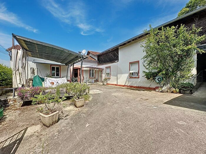 Maison à vendre - Tournay - 7 pièces - 4 chambres