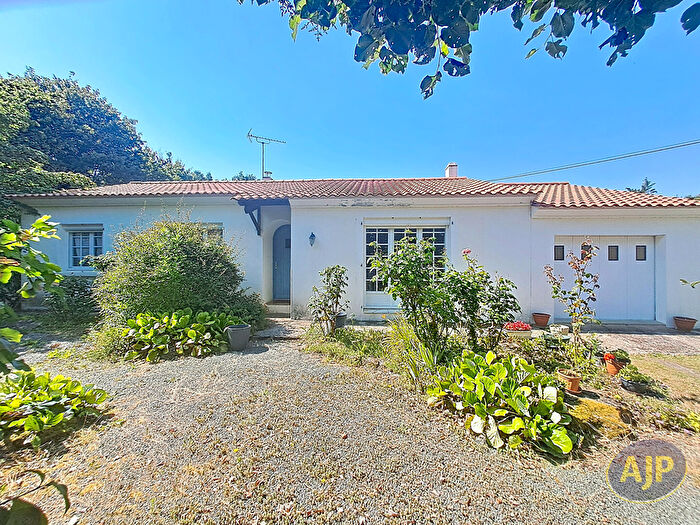 Maison 4 pièces à Froidfond, à vendre