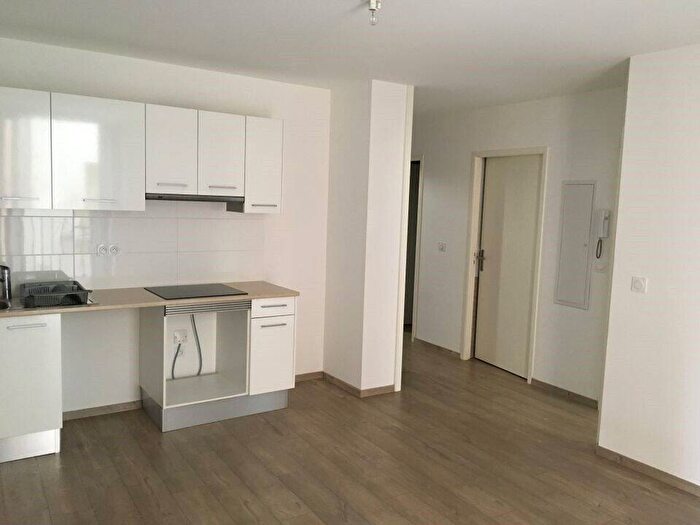 Appartement à louer - Prats-de-Mollo-la-Preste - 3 pièces - 2 chambres