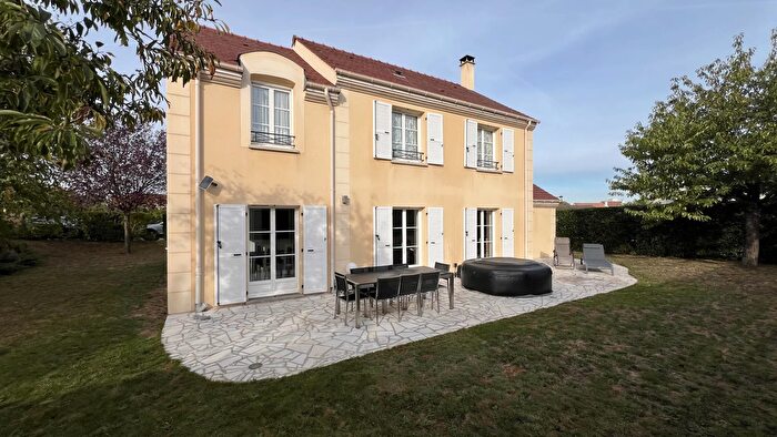 Les Clayes-sous-Bois, Ouest : Maison 7 pièces à vendre
