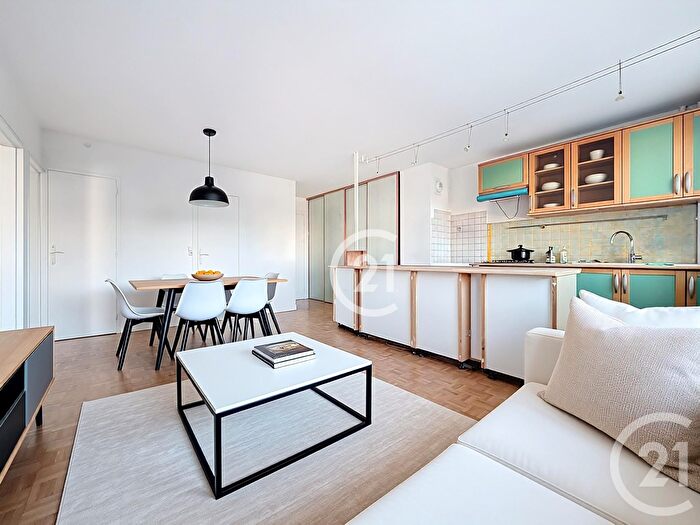 Appartement à vendre - Montreuil, Bel Air, Grand Pêchers - 3 pièces - 2 chambres