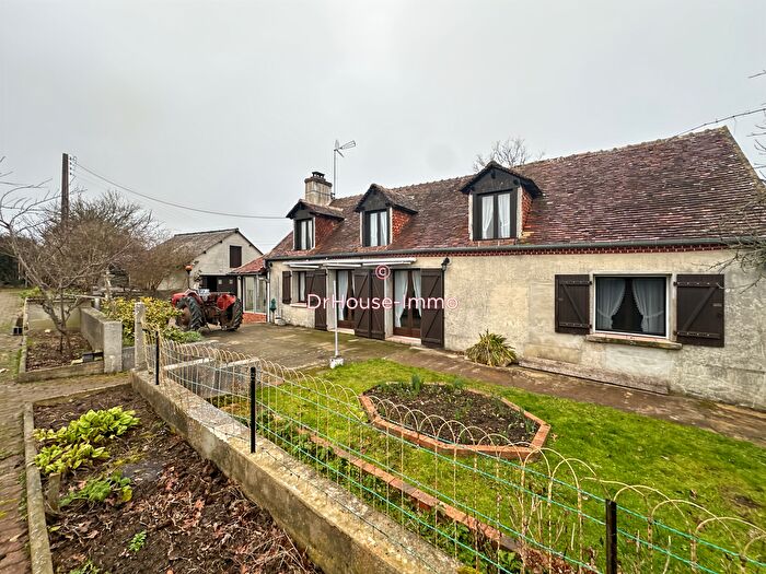Maison 7 pièces à Saint-Germain-de-la-Coudre, à vendre