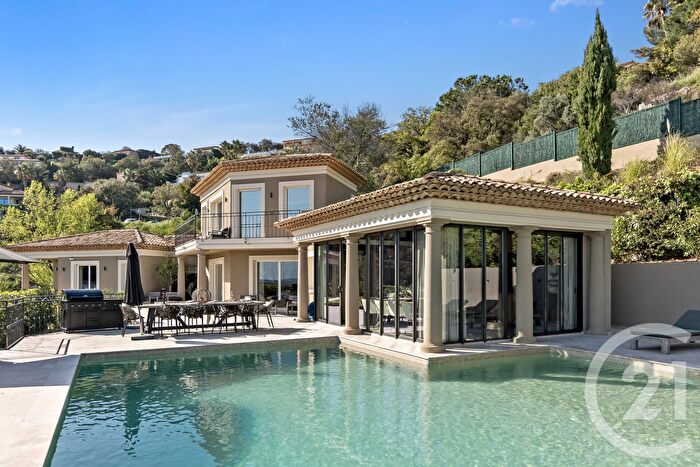 Maison 7 pièces à vendre - Sainte-Maxime, Saquèdes, Quilladou, Garonnette, Golfe
