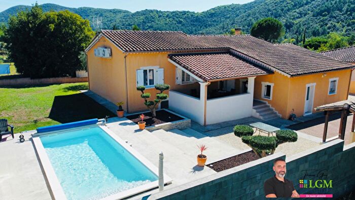 Maison à vendre - Saint-Florent-sur-Auzonnet - 6 pièces - 4 chambres