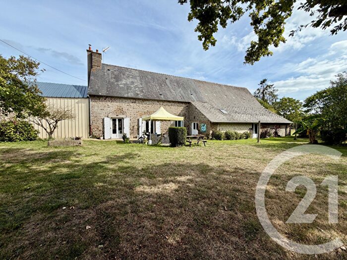 Maison 11 pièces à Bazouges-la-Pérouse, à vendre