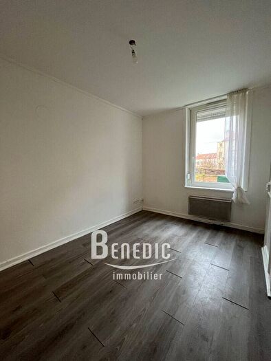 Appartement à louer - Vacquinière-Botanique-Courcelle, Montigny-lès-Metz - 1 pièce