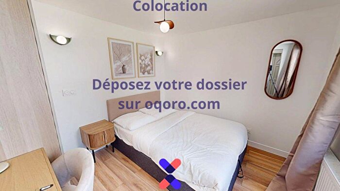 Maison à louer - Les Closeaux-Les Martinets, Le Kremlin-Bicêtre - 12 pièces - 11 chambres