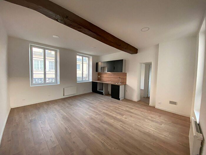 Appartement 2 pièces à Centre, Melun, à louer
