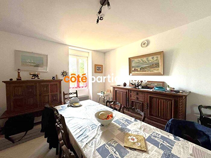Maison 5 pièces à louer à Le Drennec