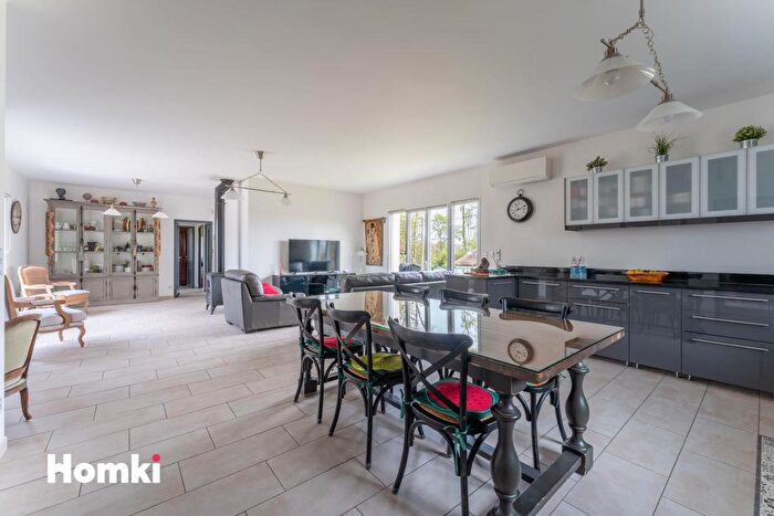 Maison à vendre - Vayres - 5 pièces - 4 chambres