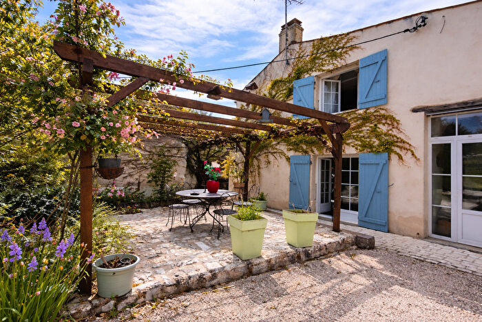 Maison à vendre - Sainte-Soulle - 9 pièces - 6 chambres